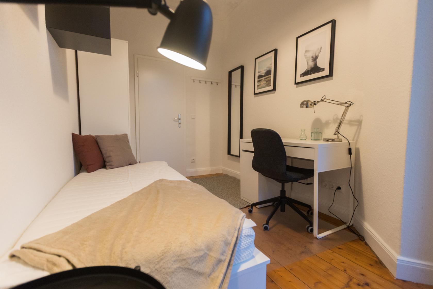 Furnished 9 sqm room in a shared flat in Hamburg Heimfeld very close to ...