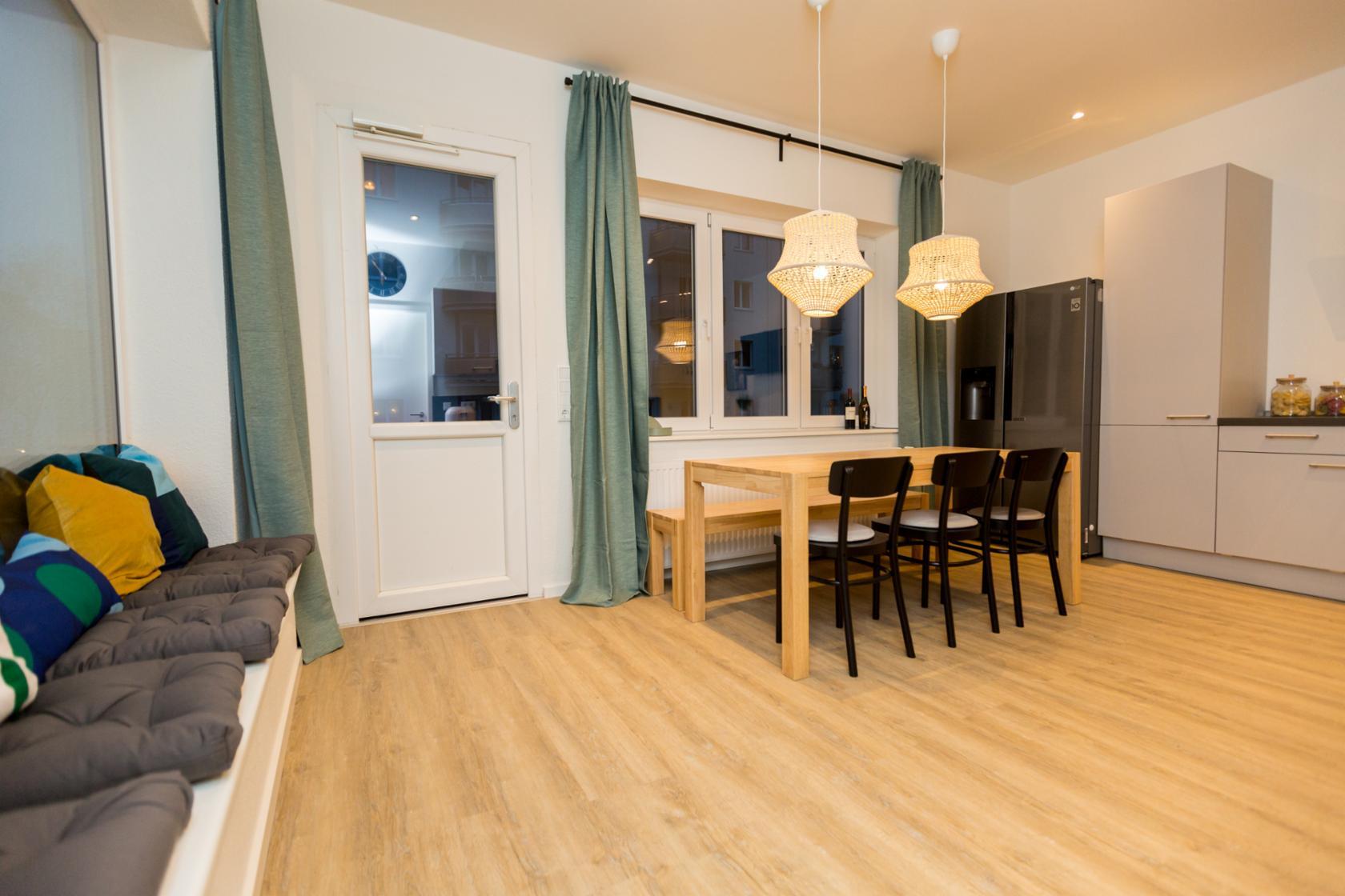 Furnished 9 sqm room in shared flat with 2 bathrooms, for 01.09. in ...