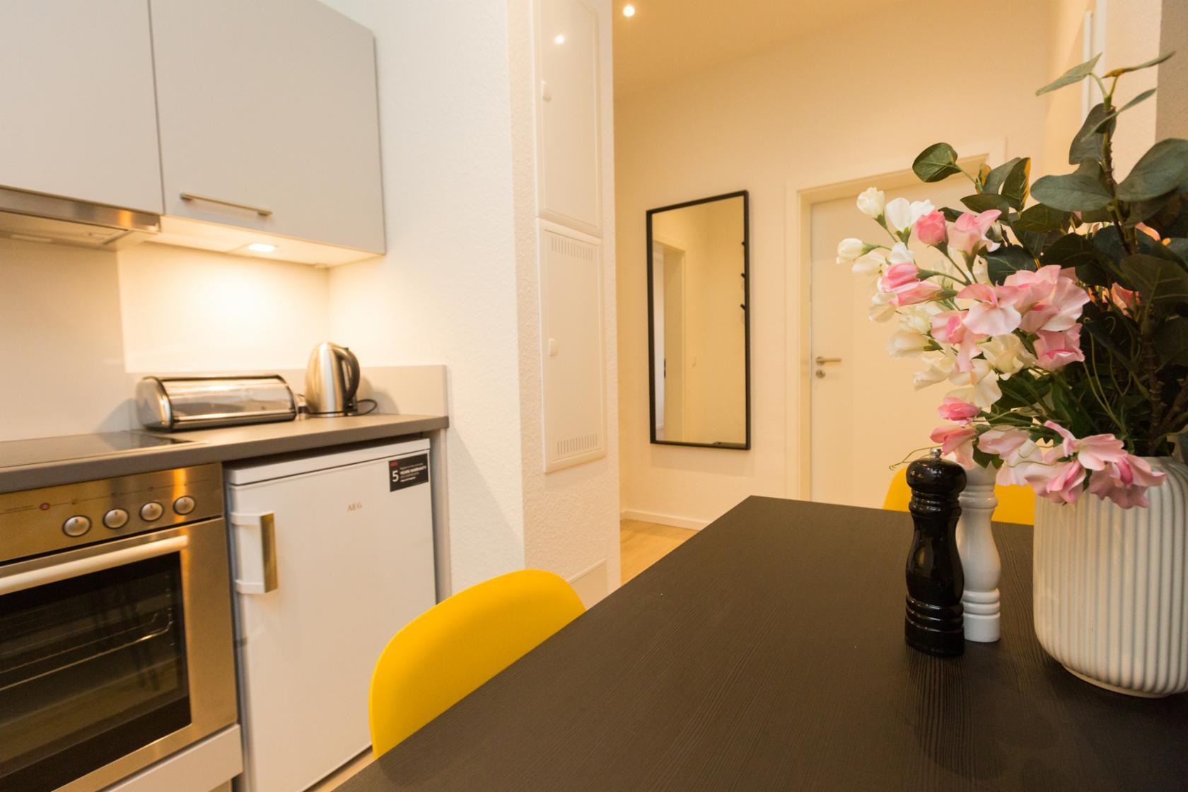 Shared flat for 2 people 13sqm room available immediately in the ...
