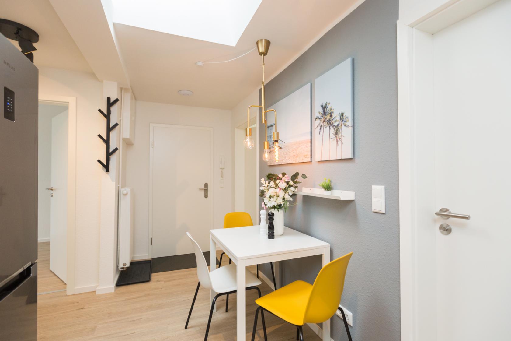 Unfurnished 16 sqm room available immediately in a new 7-person shared ...